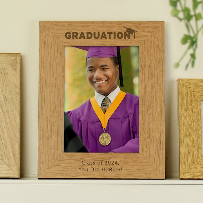 Personalised Graduation 5x7 Oak Finish Photo Frame | SpecialMoment.co.uk