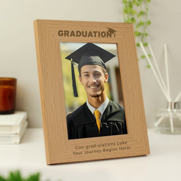 Personalised Graduation 5x7 Oak Finish Photo Frame | SpecialMoment.co.uk
