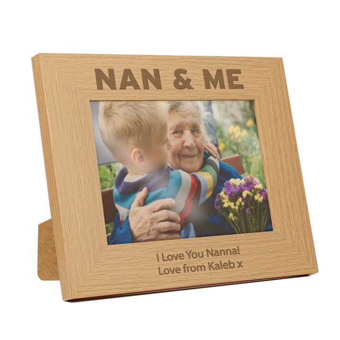 Personalised Nan & Me 5x7 Landscape Oak Finish Photo Frame ...